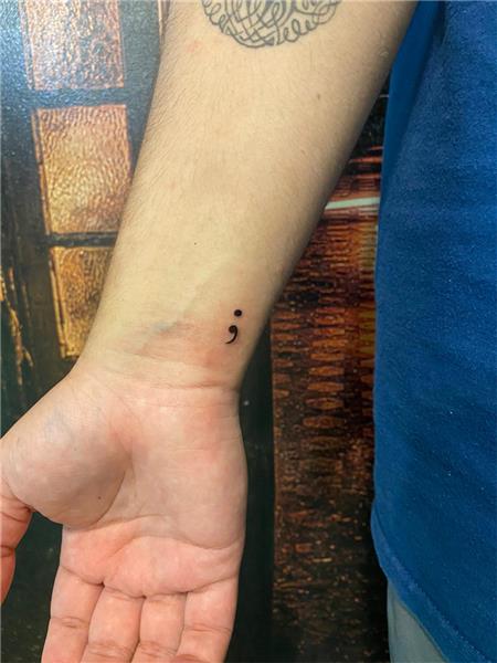 Virgül Dövmesi / Comma Virgule Tattoo : Dövme Çalışmalarımız : : Tattoo ...
